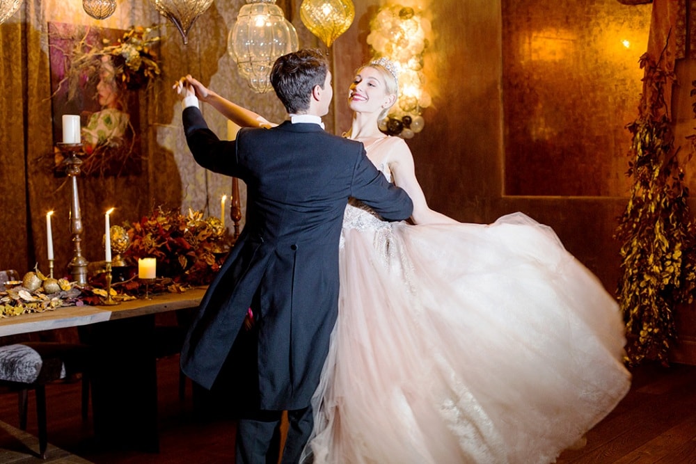 The Grand Ball of Princes and Princesses - Manuela Zanvettori